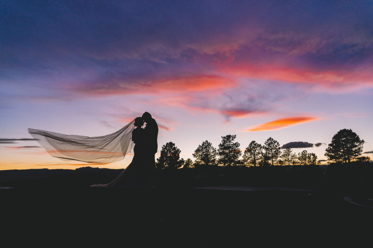 Elizabeth + Brett | Sanctuary Golf Course Wedding in Winter - Denver ...